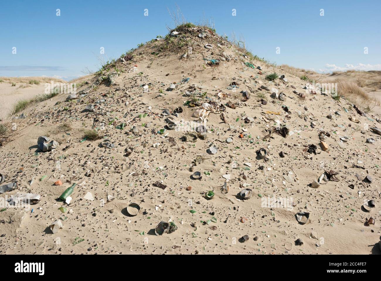 Heap of old garbage Stock Photo - Alamy