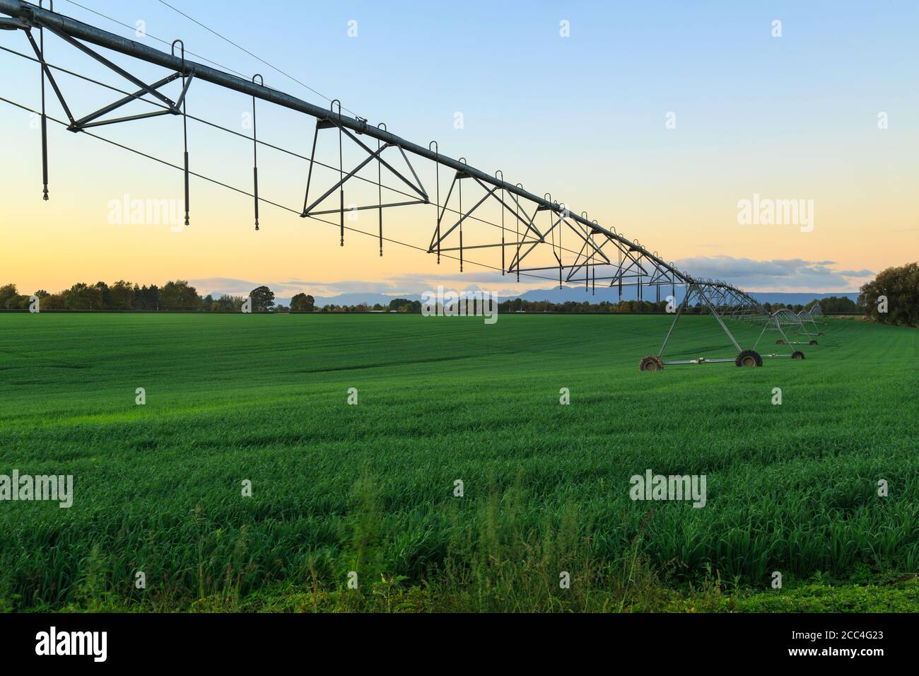 Linear farming hi-res stock photography and images - Alamy