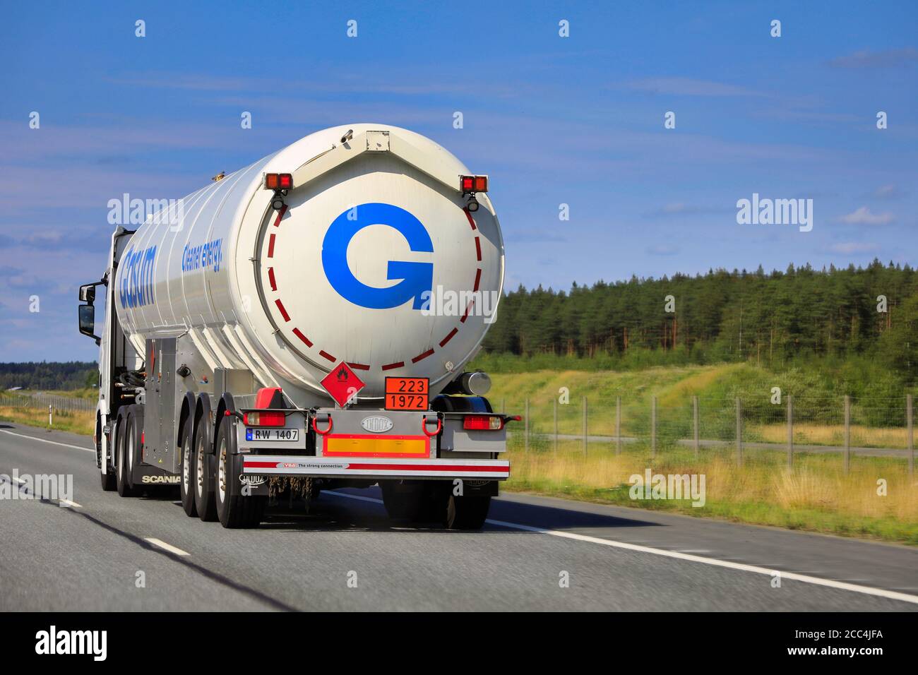 White Scania semi tank truck Gasum hauls LNG, Liquified natural gas ...