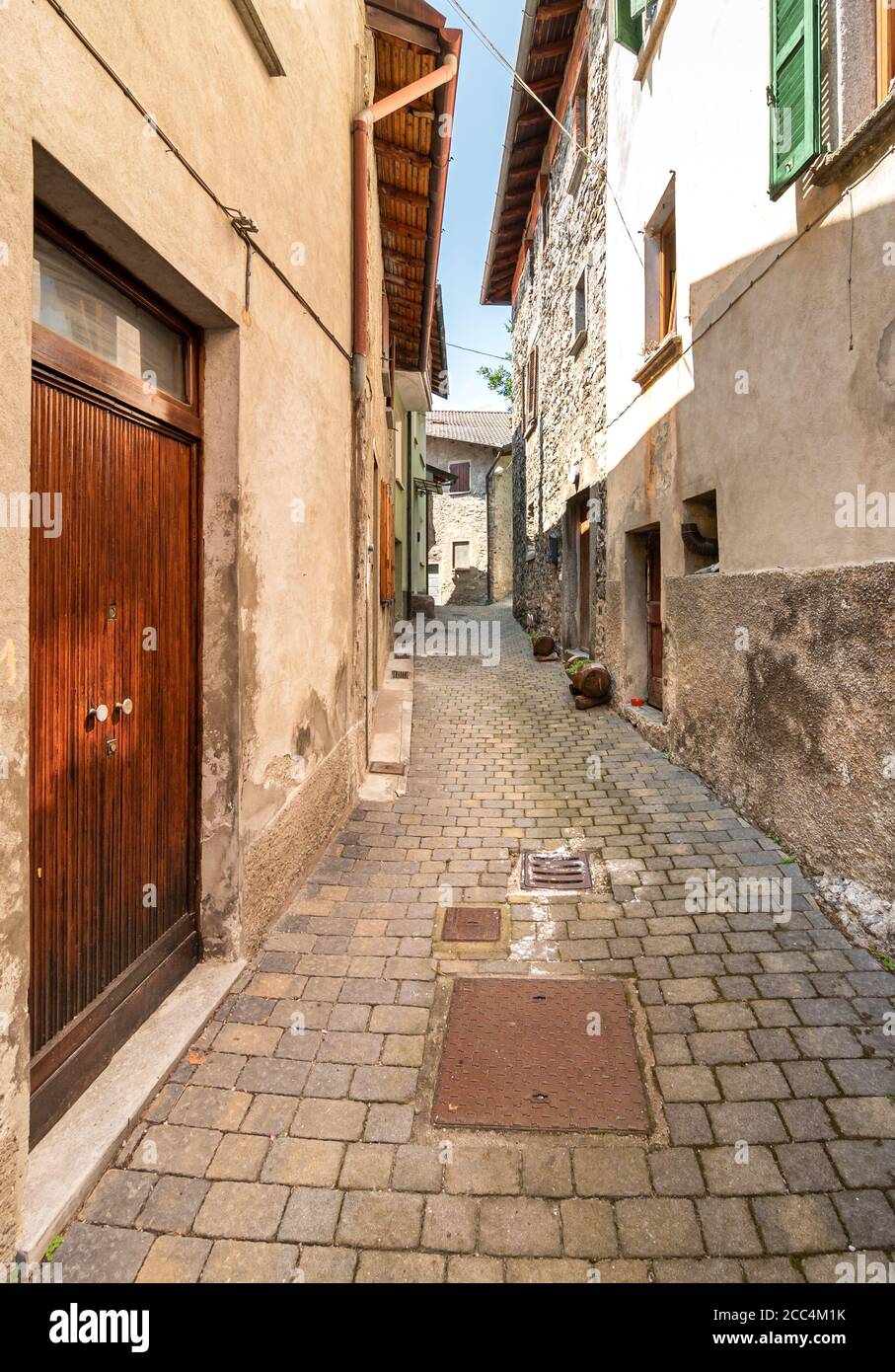 Zelbio hi-res stock photography and images - Alamy