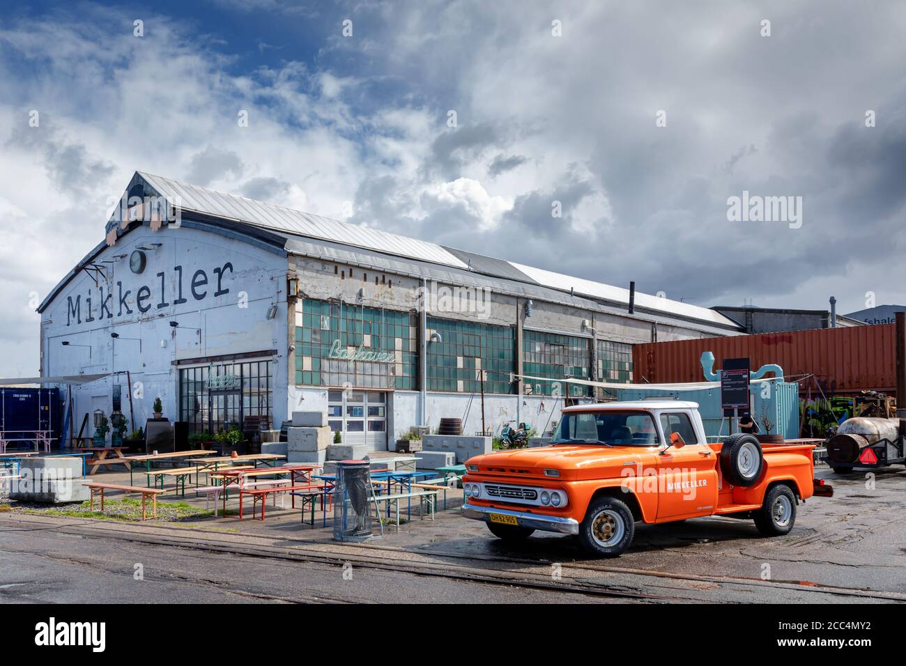 Reffen bar hi-res stock photography and images - Alamy