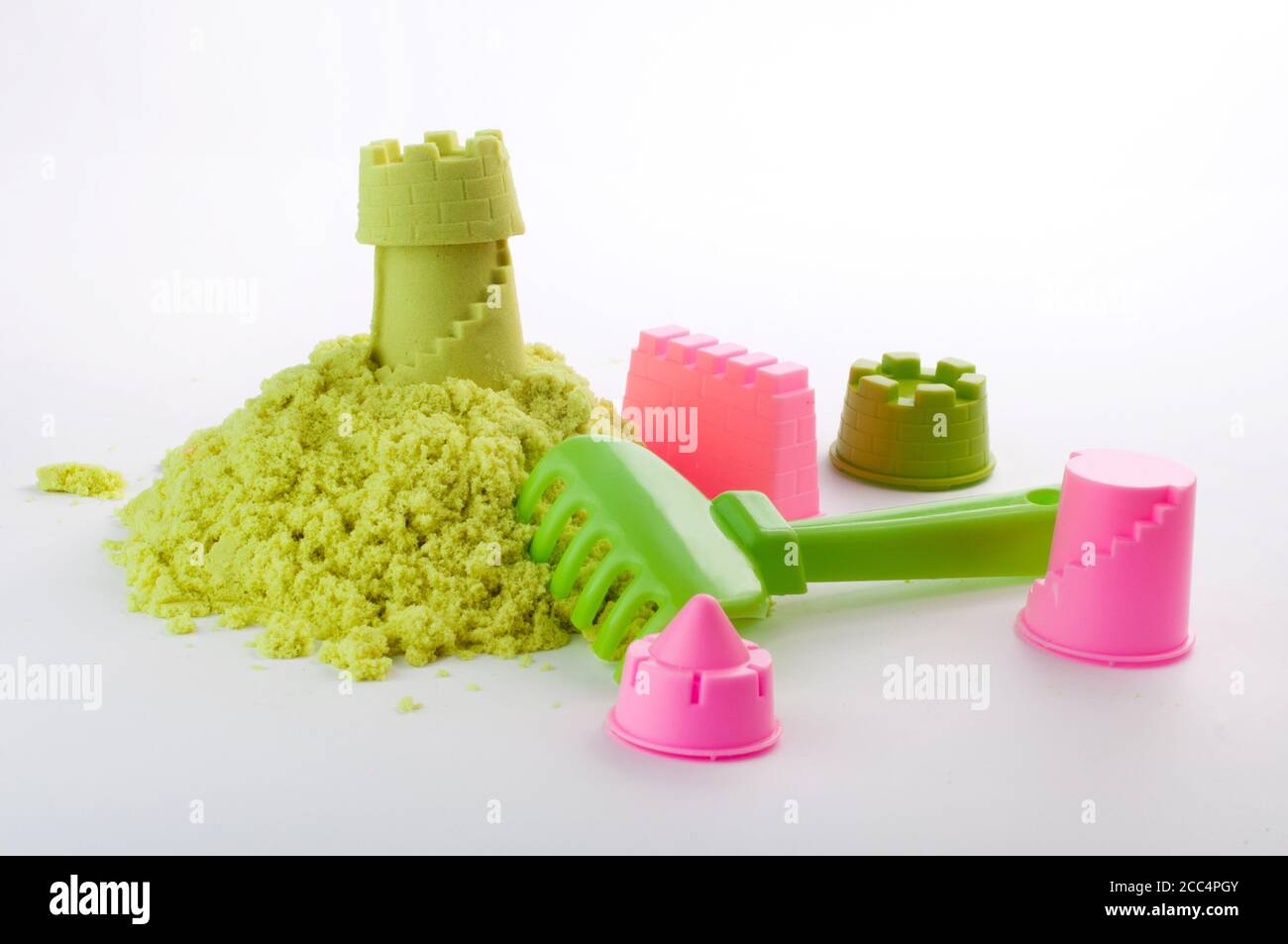 Kinetic sand hi-res stock photography and images - Alamy