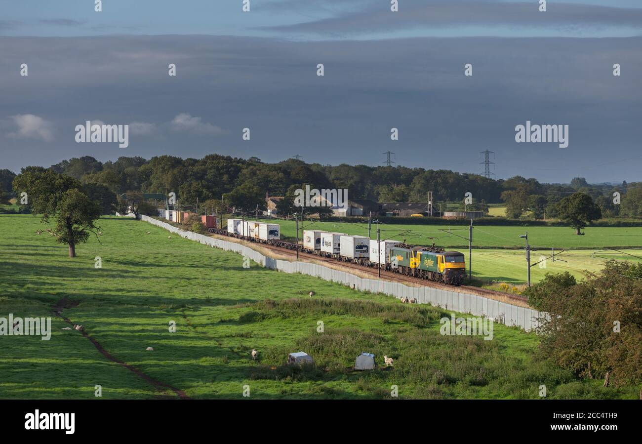 Freightliner intermodal class 90 freight train hi-res stock photography ...