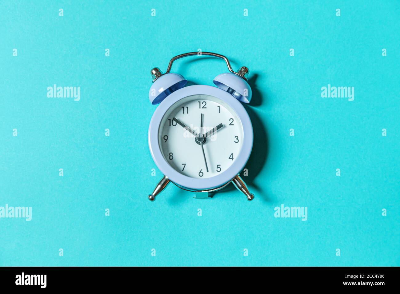 Simply minimal design ringing twin bell vintage classic alarm clock ...