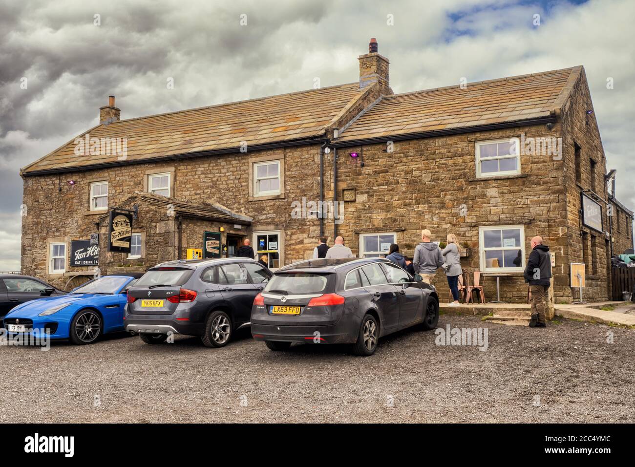 Tan Hill Inn High Resolution Stock Photography and Images - Alamy