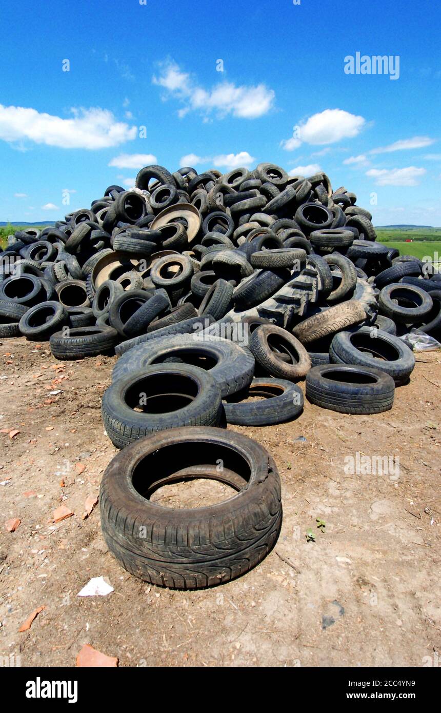Dumpsite hi-res stock photography and images - Alamy