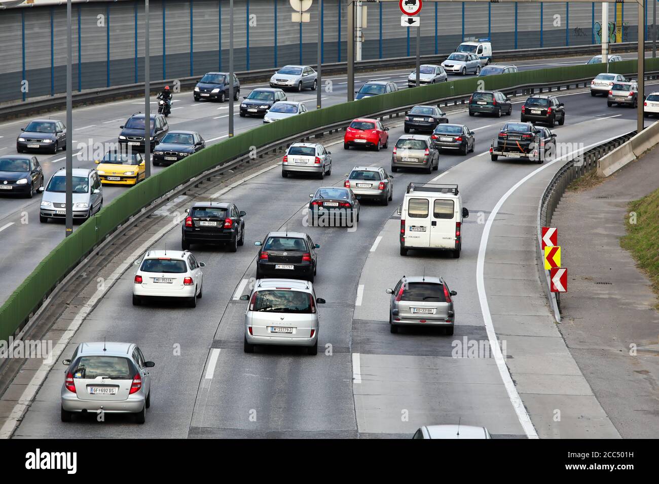 Congestion horizontal hi-res stock photography and images - Alamy