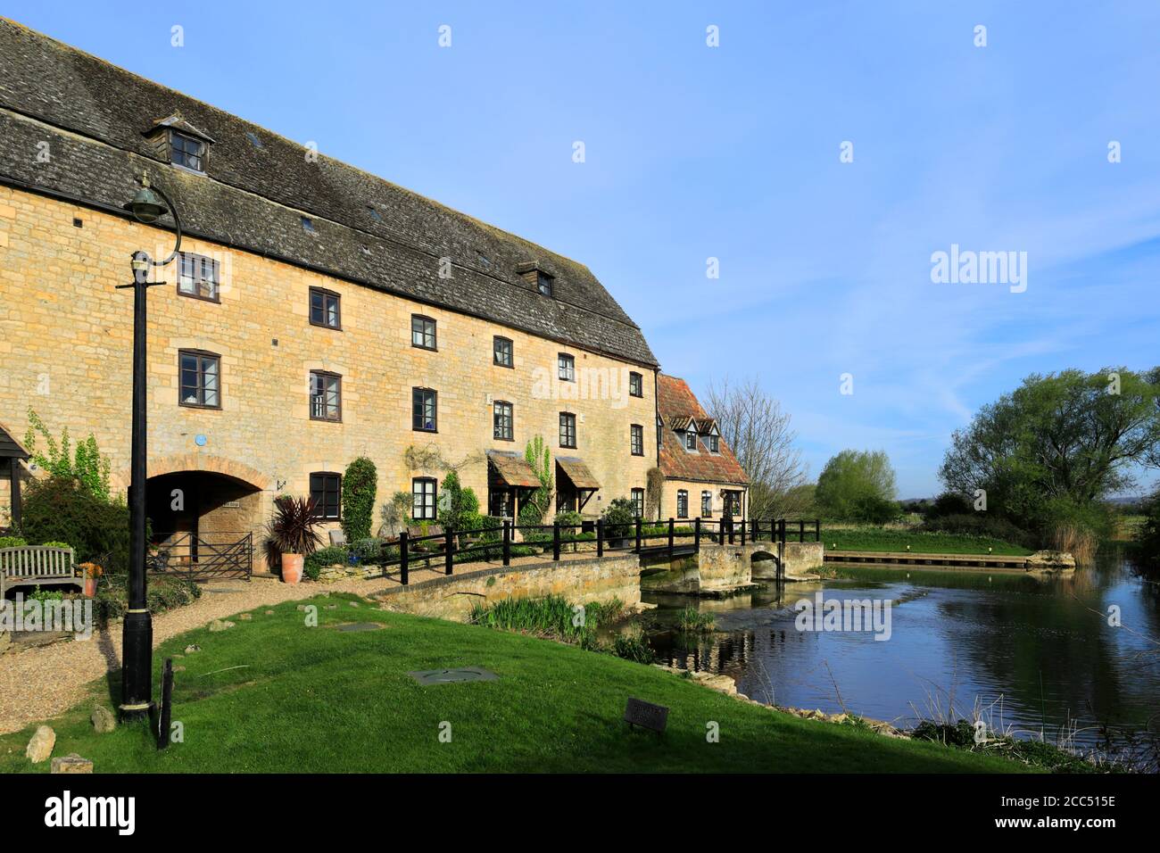 Water newton watermill hi-res stock photography and images - Alamy