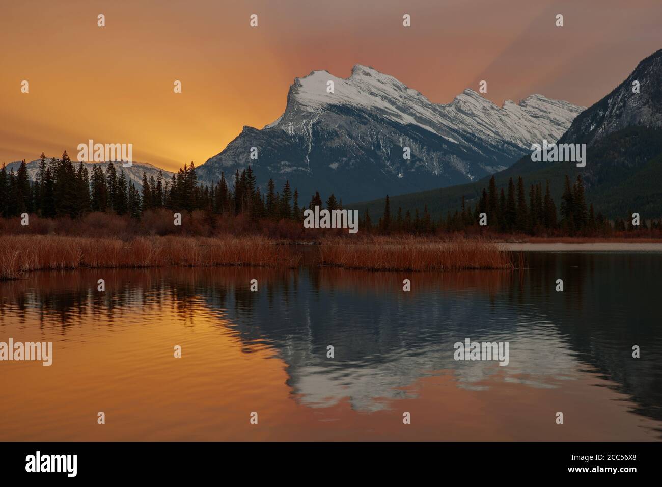 Lake Vermilion & Mount Rundle, Banff, Canadian Rockies, Alberta Stock ...