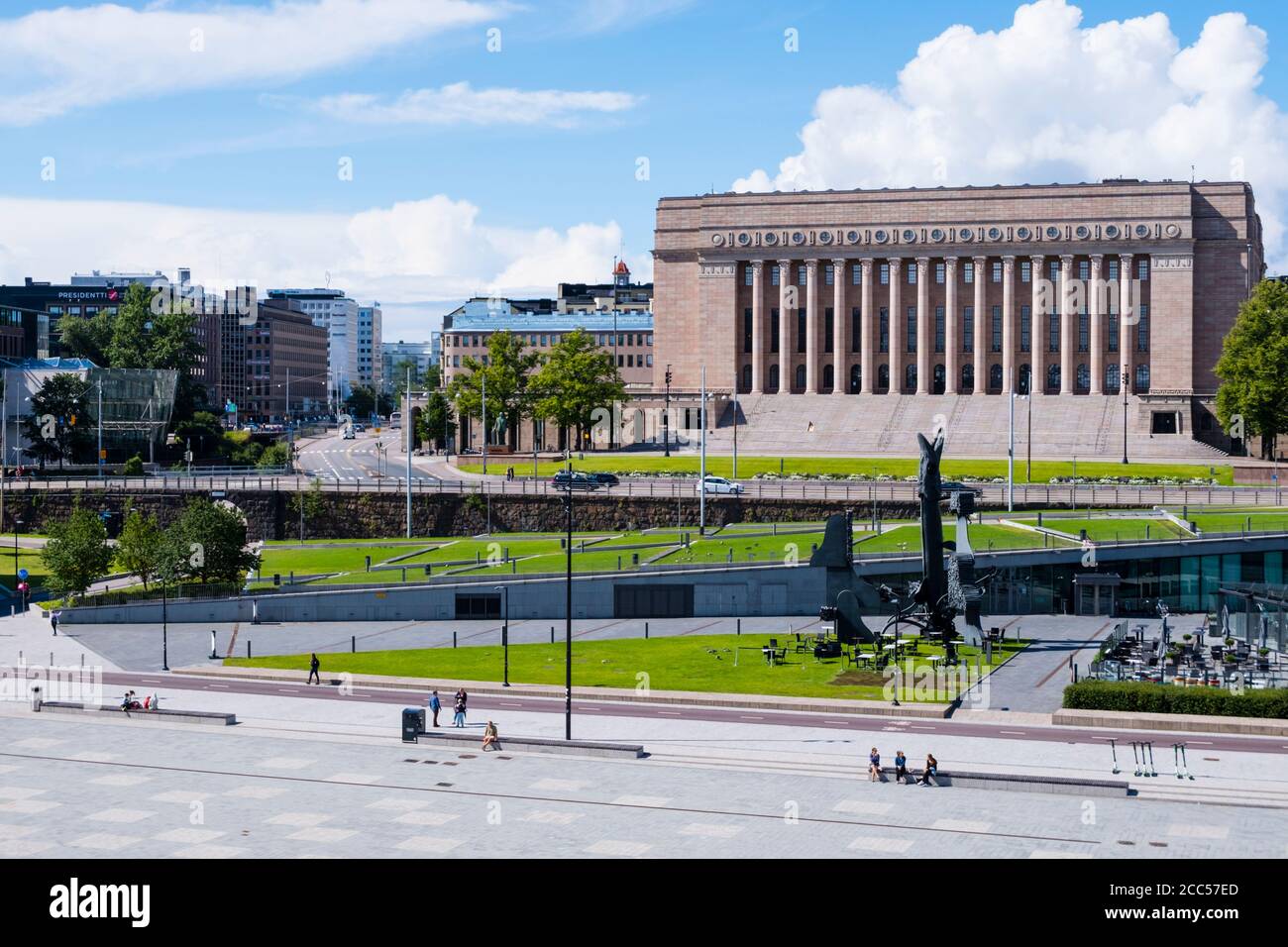 Eduskuntalo, parliament building, seen from Kansalaistori, Helsinki ...