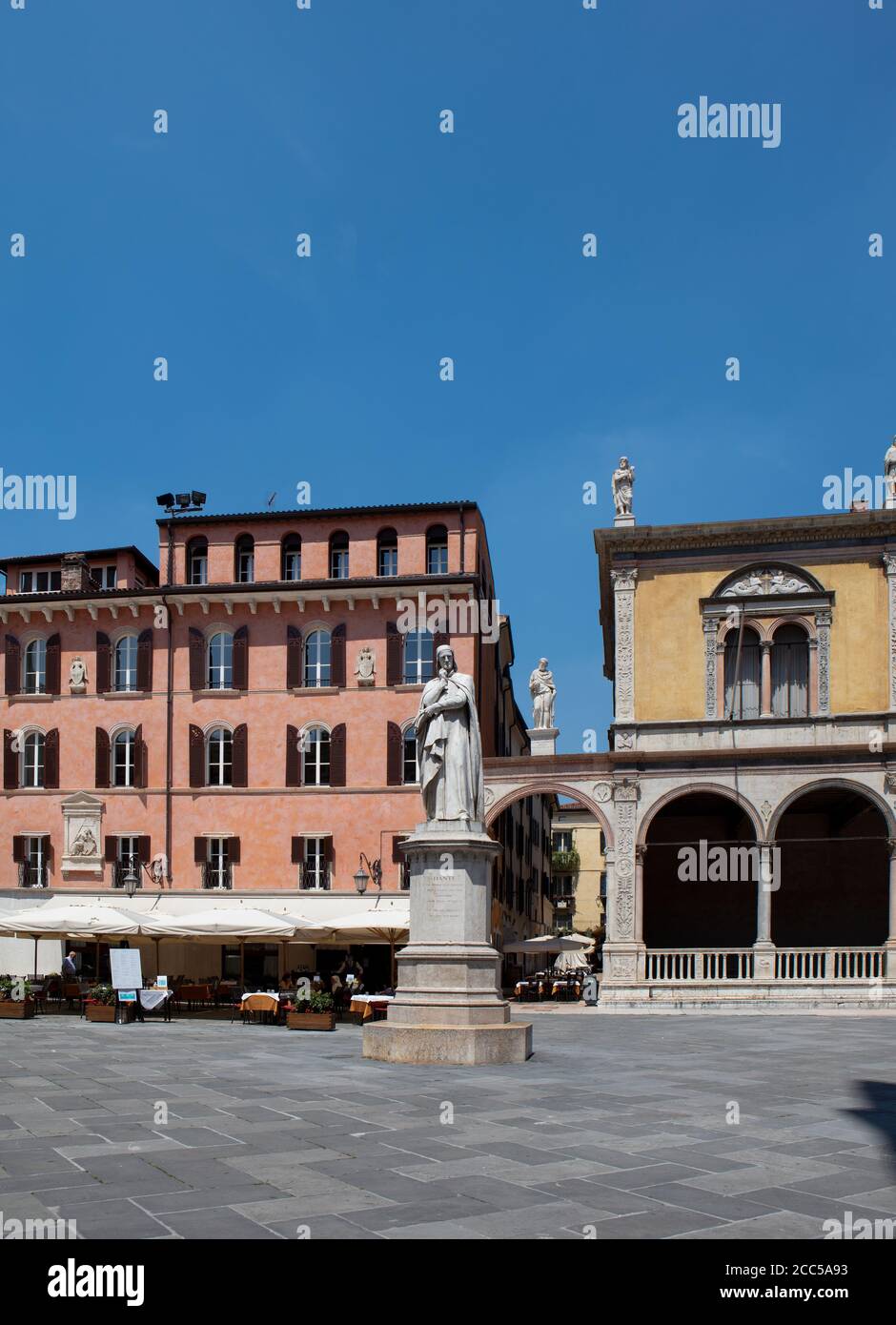 Piazza dei signori sculpture hi-res stock photography and images - Alamy