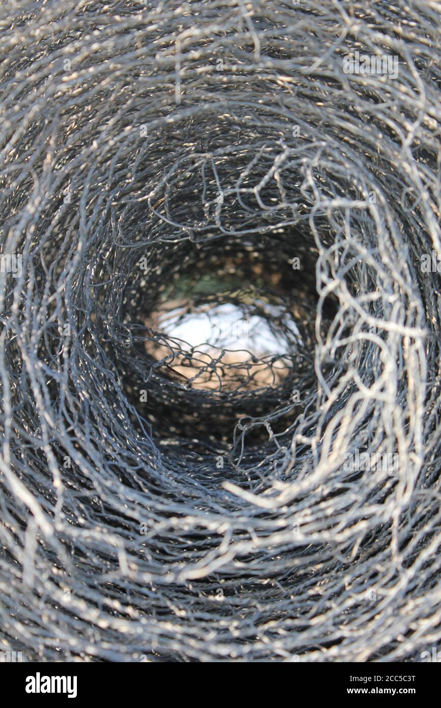 Roll of Chicken Wire Stock Photo - Alamy