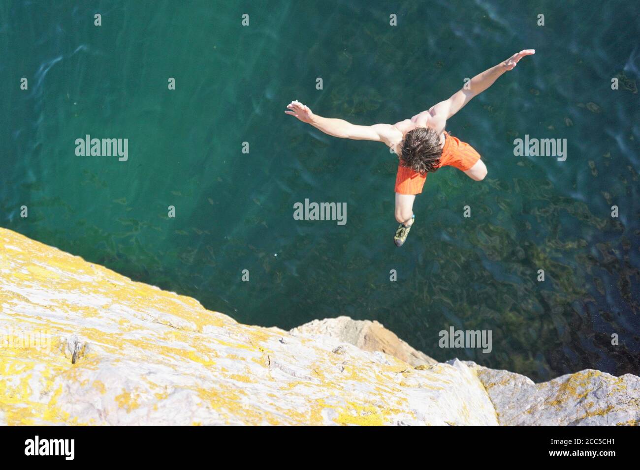Climber falling while Deep Water Soloing at Long Quarry Point in ...