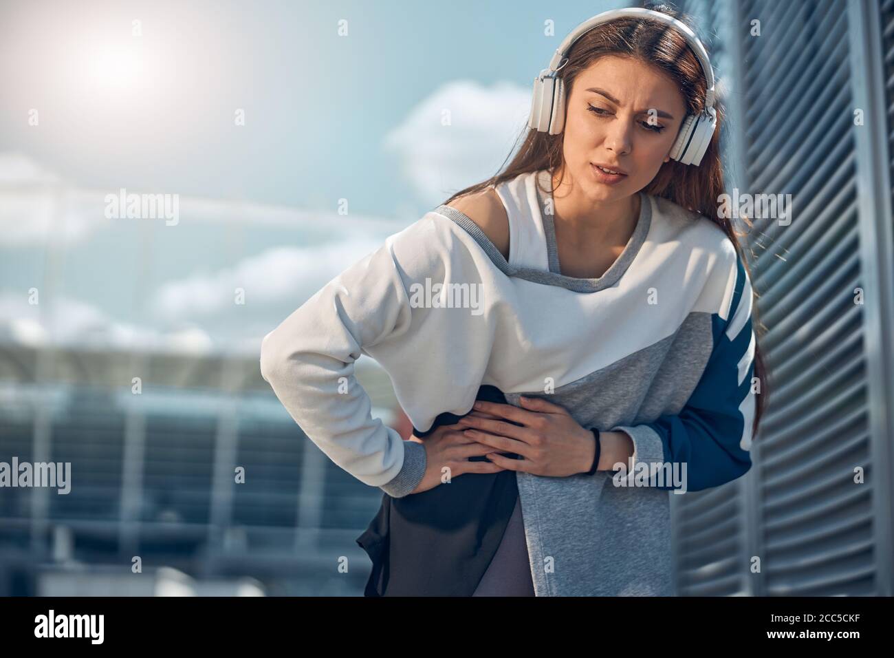 Writhing with pain hi-res stock photography and images - Alamy