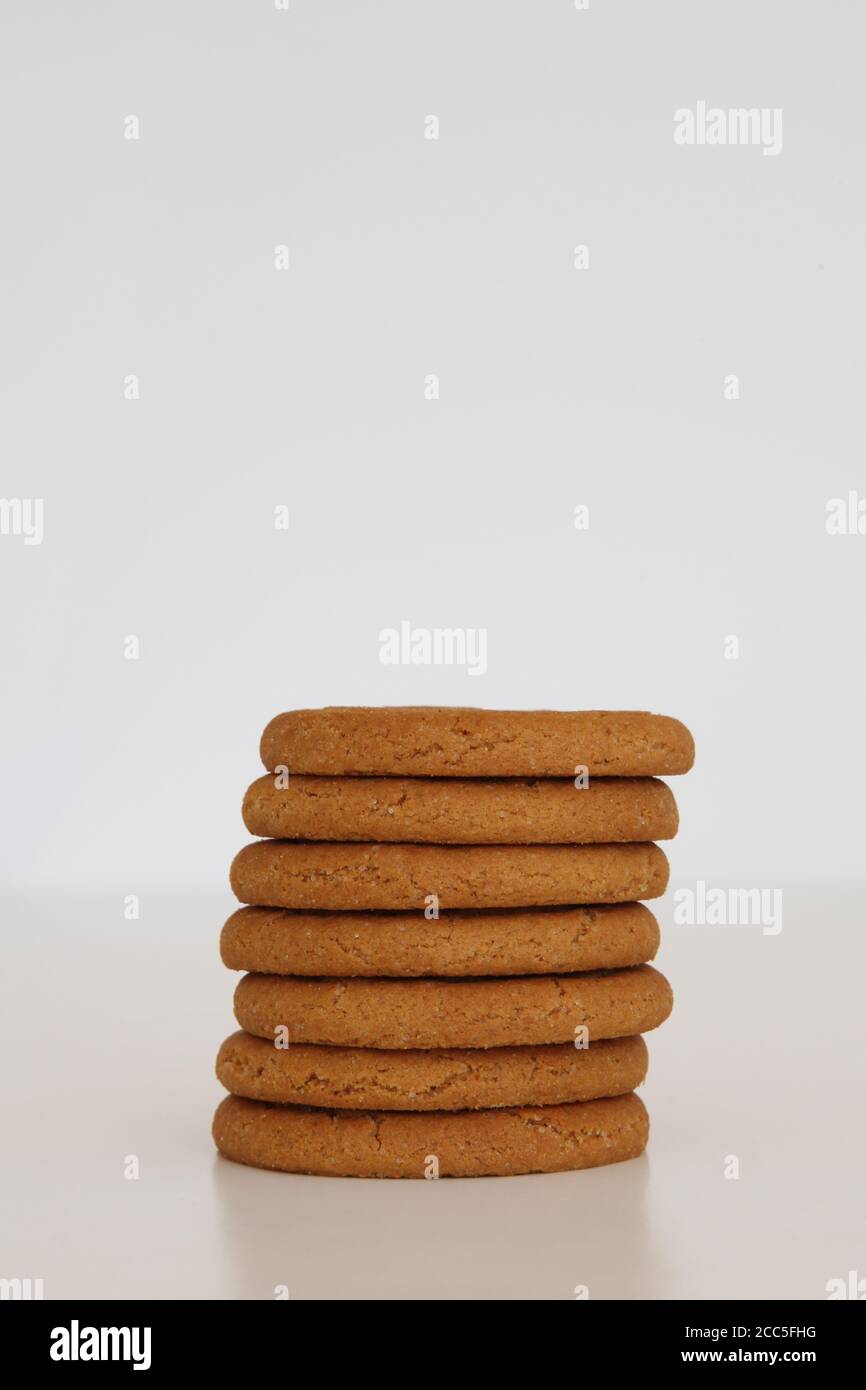 Ginger nuts hi-res stock photography and images - Alamy
