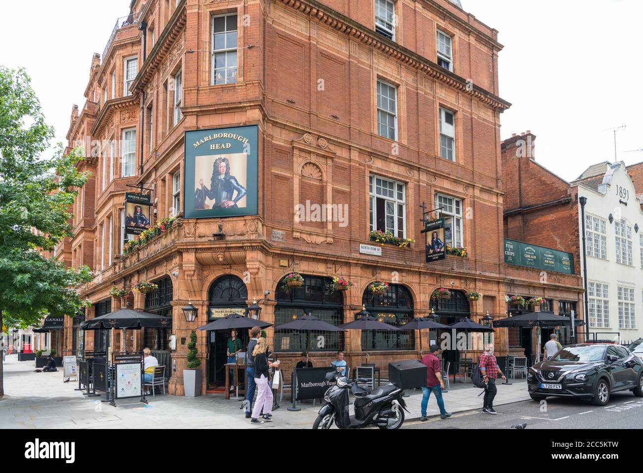 The audley pub mayfair hi-res stock photography and images - Alamy