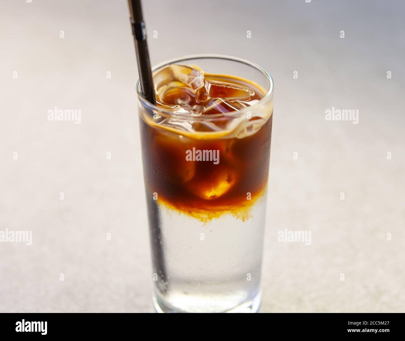 Cold pour coffee hi-res stock photography and images - Alamy