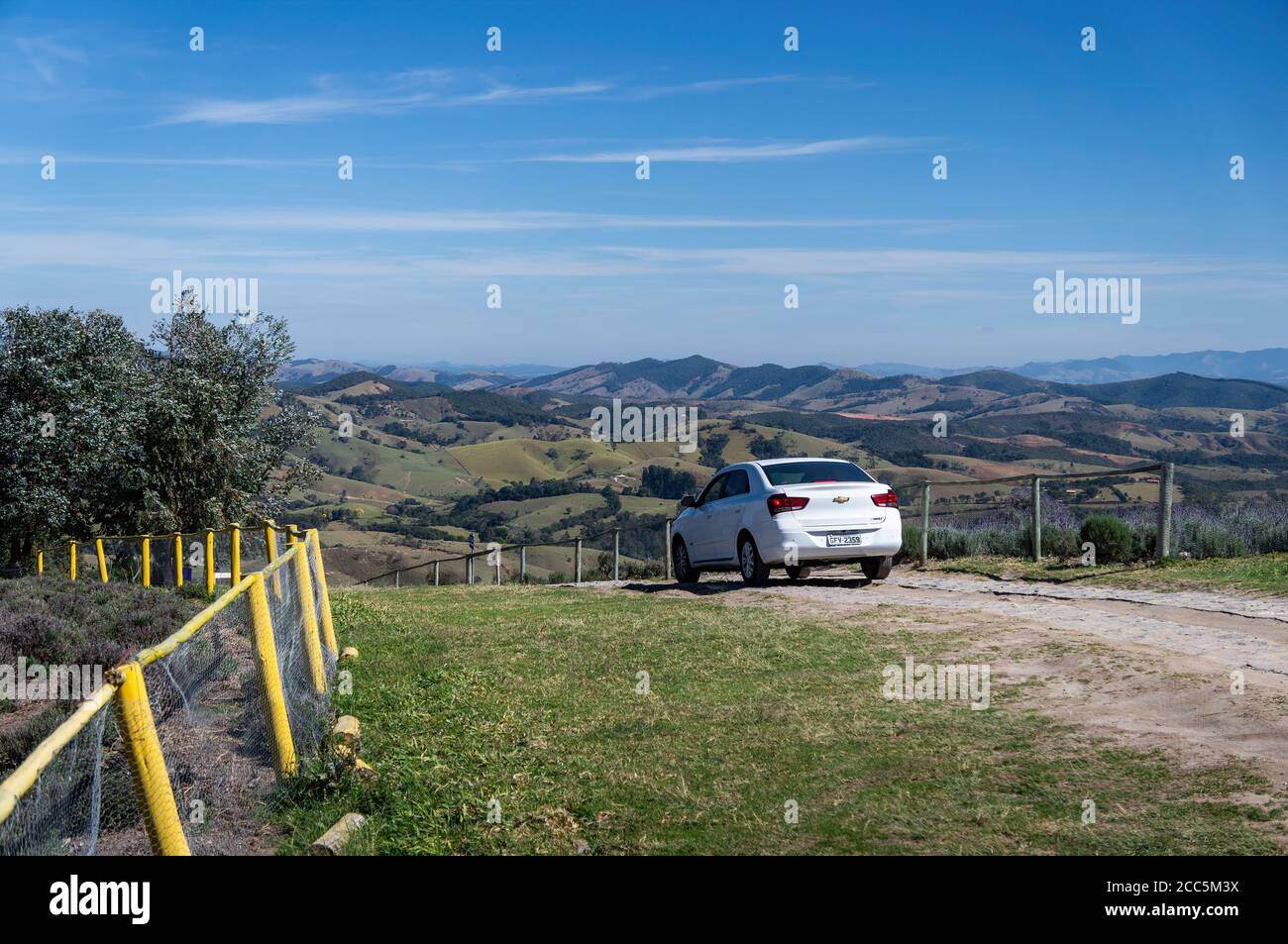 The beautiful Cunha landscape in early morning while a car leaves "O ...