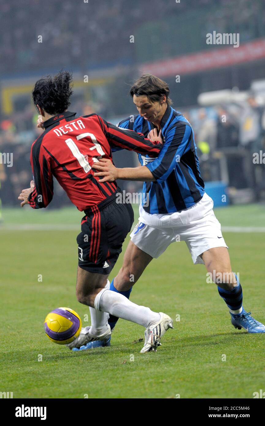Ibrahimovic 2007 hi-res stock photography and images - Alamy