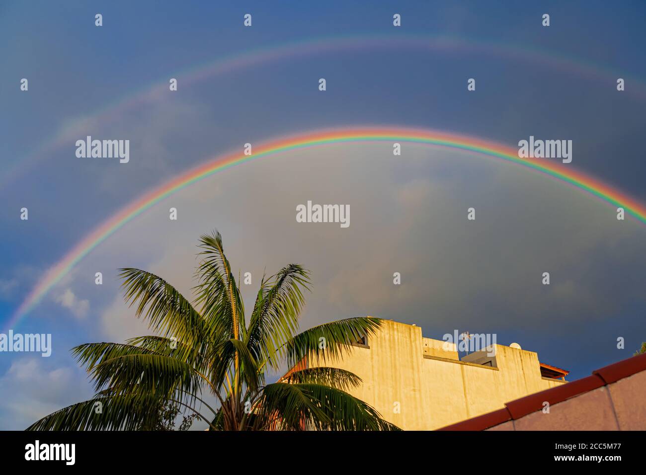 Secondary arch hi-res stock photography and images - Alamy