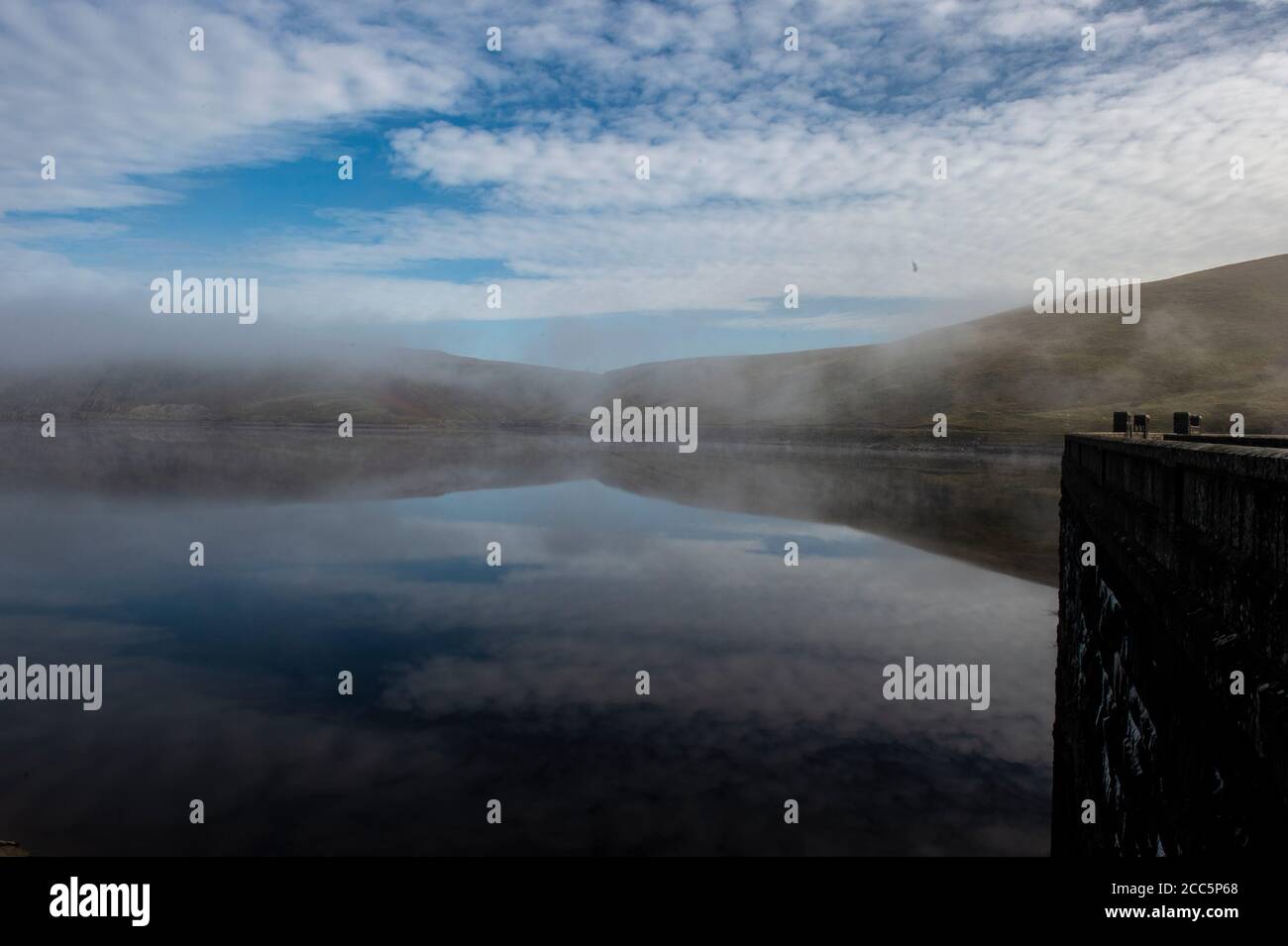 Elan valley dam hi-res stock photography and images - Alamy