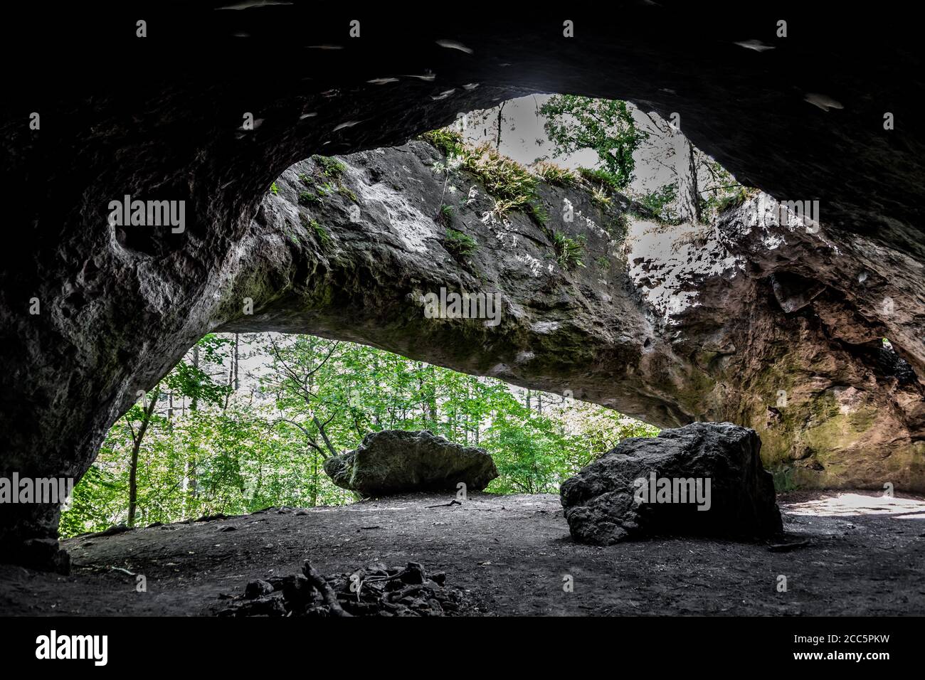 Heaven gate cave hi-res stock photography and images - Alamy