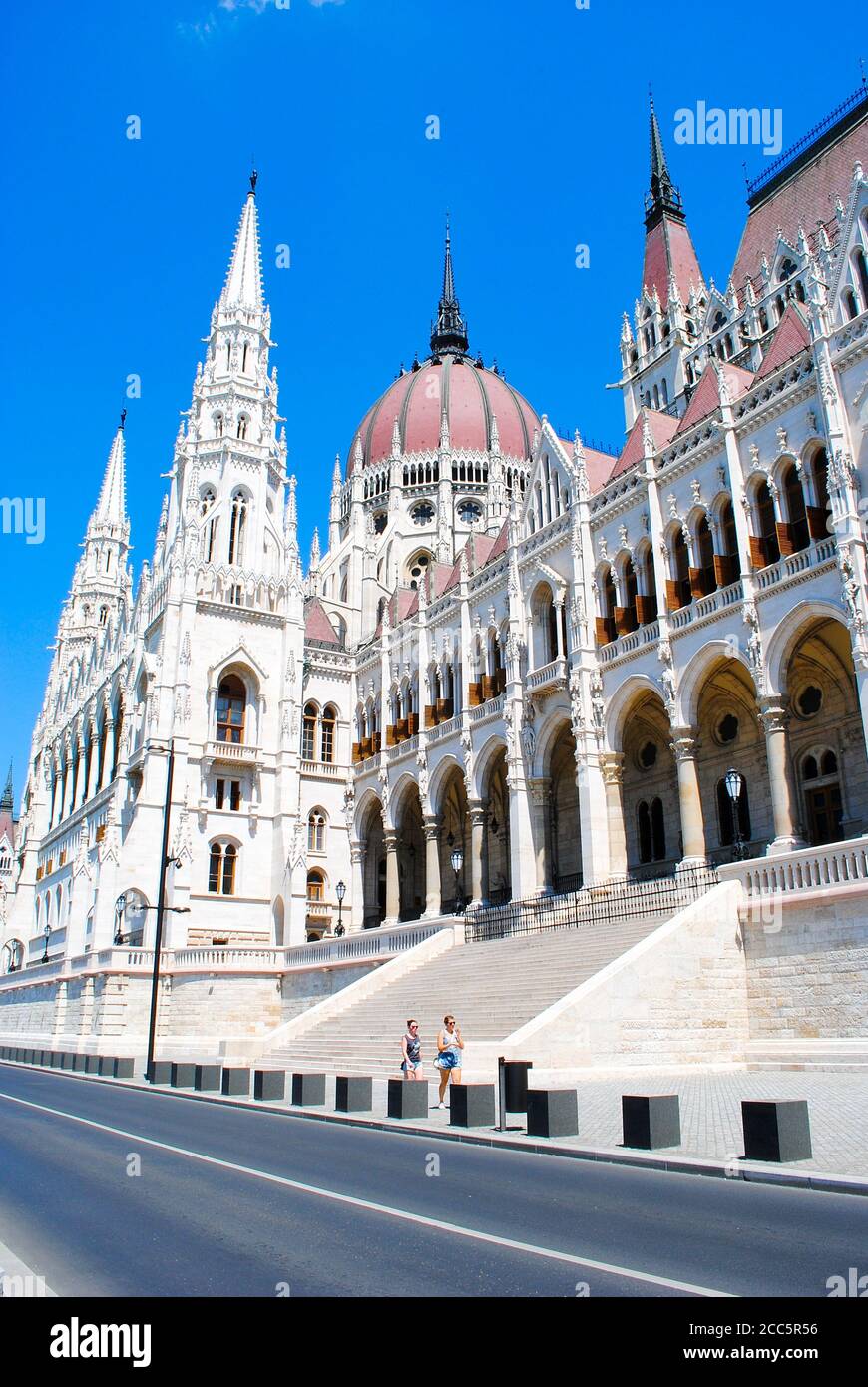 Hungarian neo renaissance architecture hi-res stock photography and ...