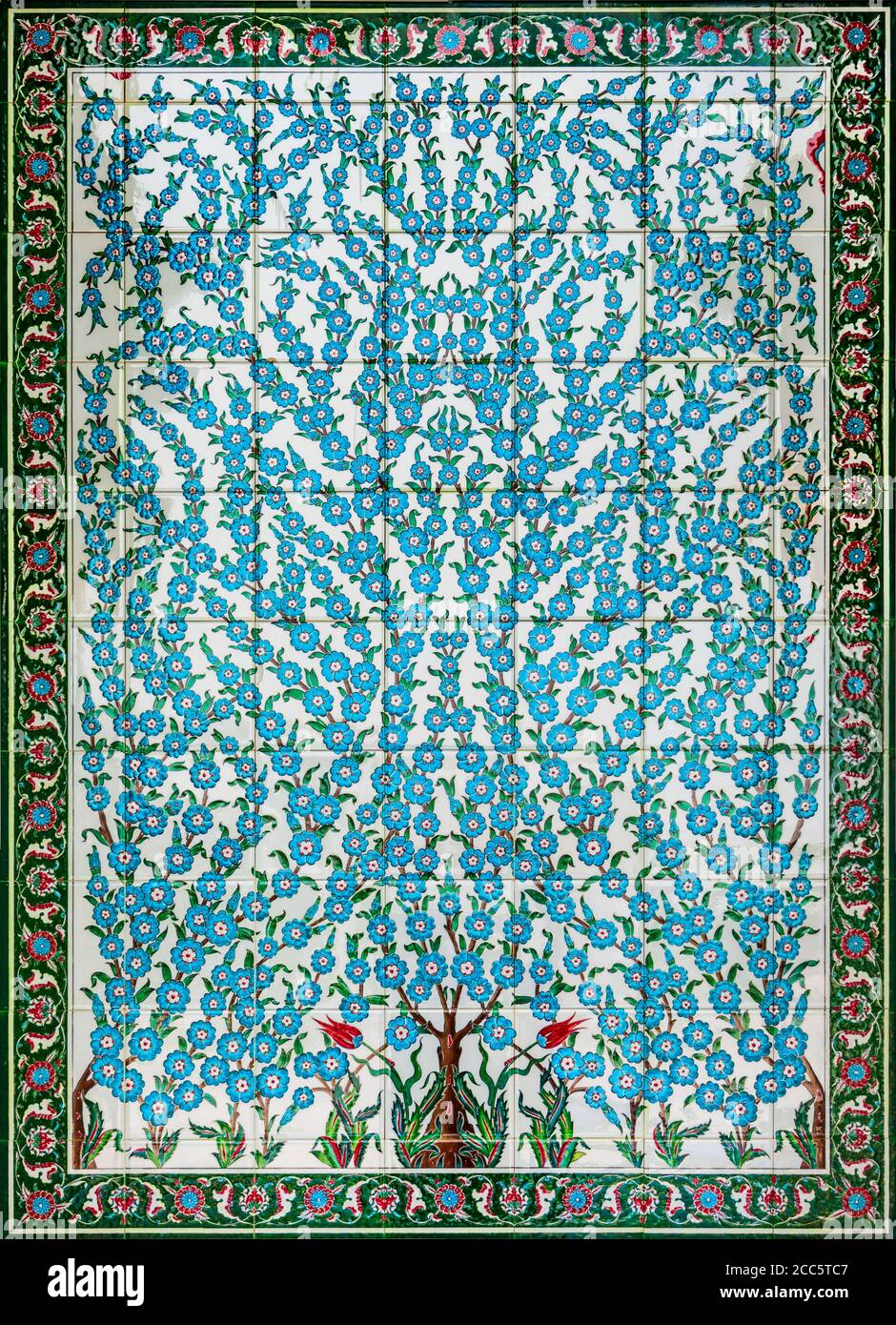 Floral pattern design on the wall of the Sheikh Zayed Grand Mosque, the ...