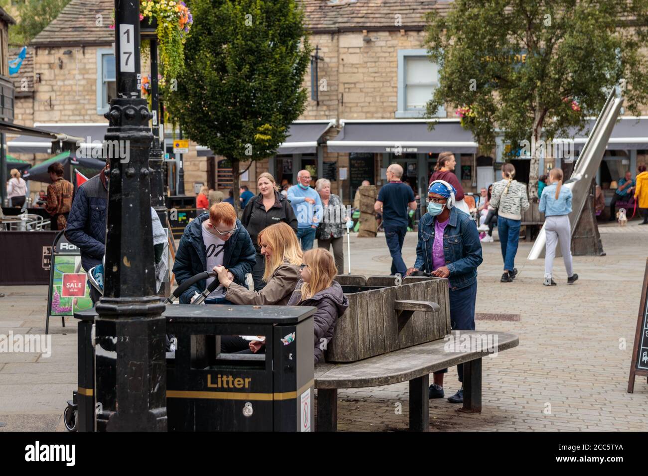 Hebden bridge and shops hi-res stock photography and images - Alamy