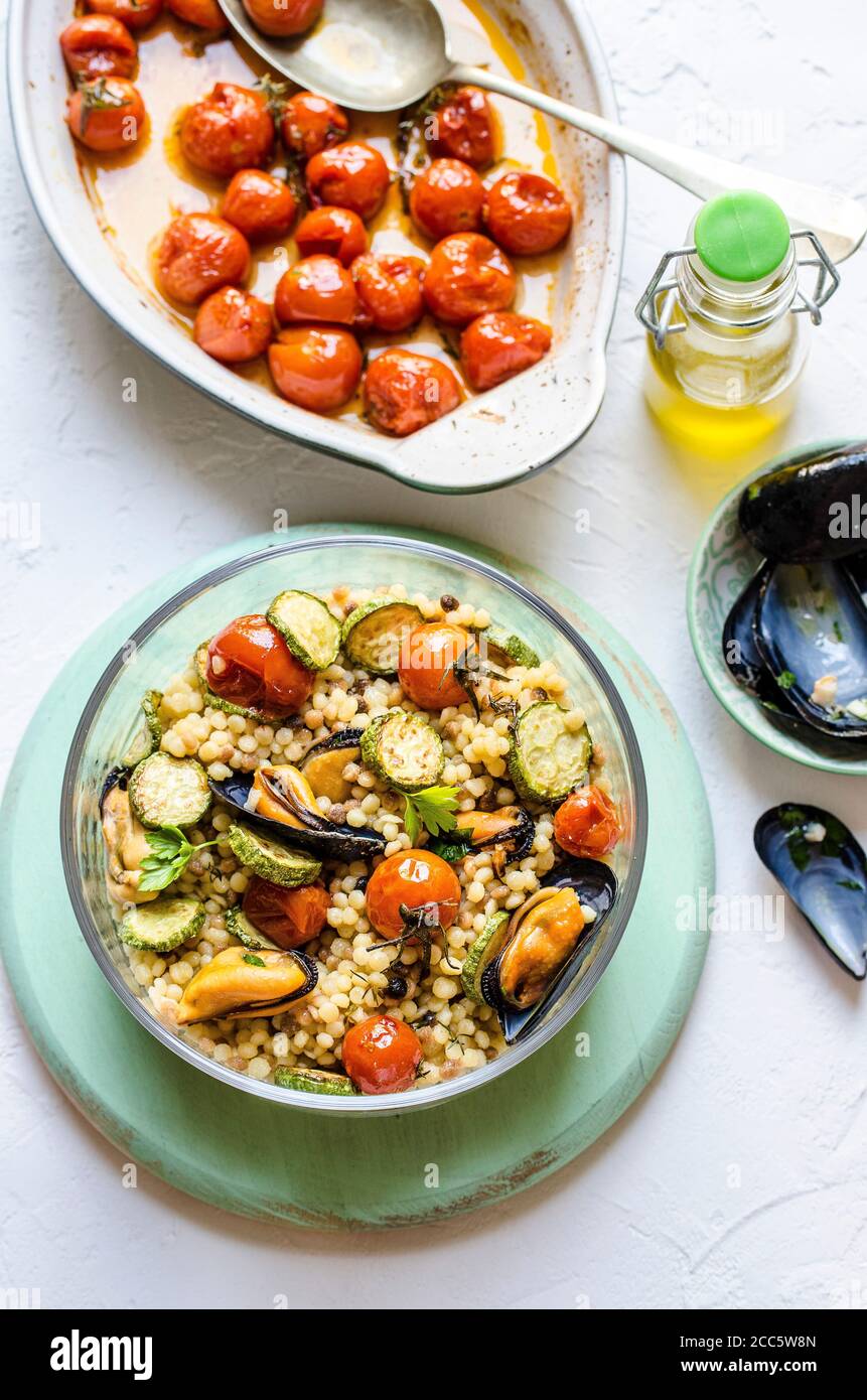Fregola pasta top view hi-res stock photography and images - Alamy
