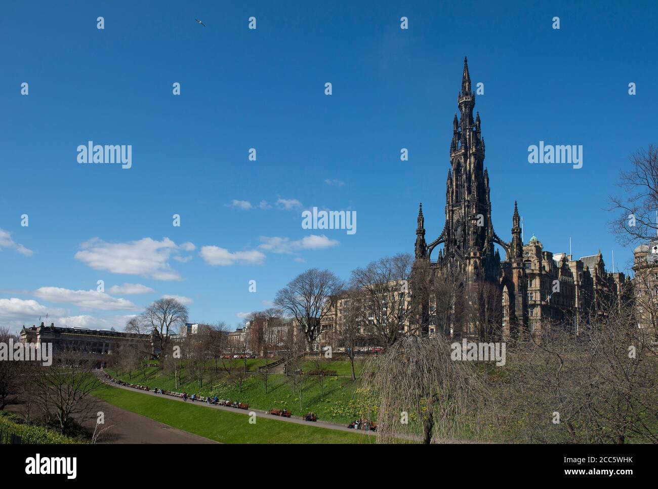 Monuments in edinburgh hi-res stock photography and images - Alamy