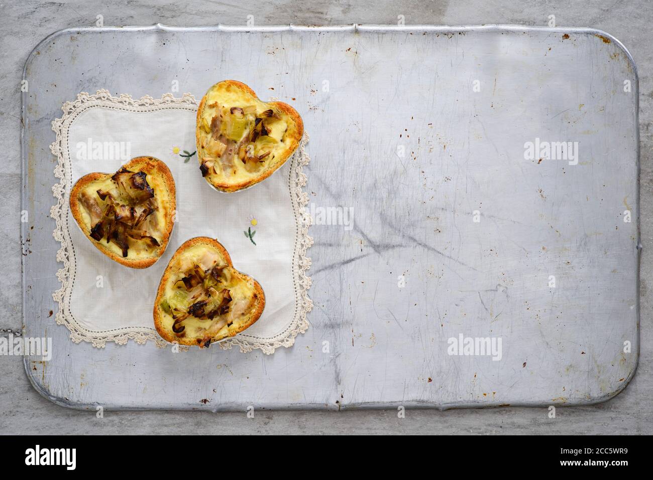 Chicken and leek tartlet Stock Photo - Alamy