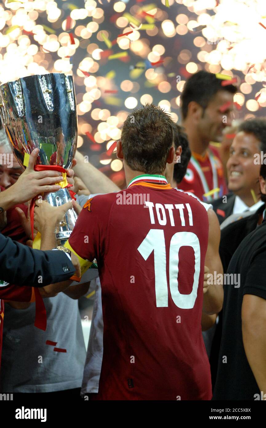 Roma francesco totti hi-res stock photography and images - Alamy