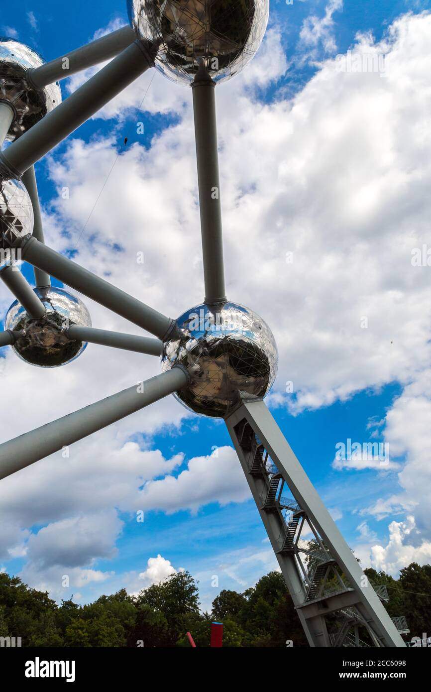 Atomium structure in summer day in Brussels, Belgium Stock Photo - Alamy
