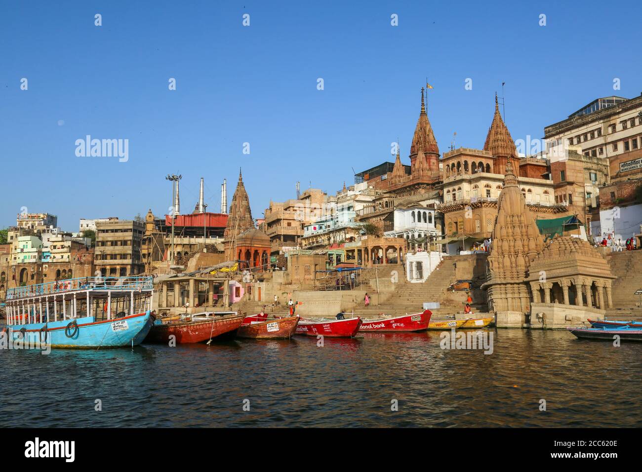 Varanasi banaras ganges bathing hi-res stock photography and images - Alamy