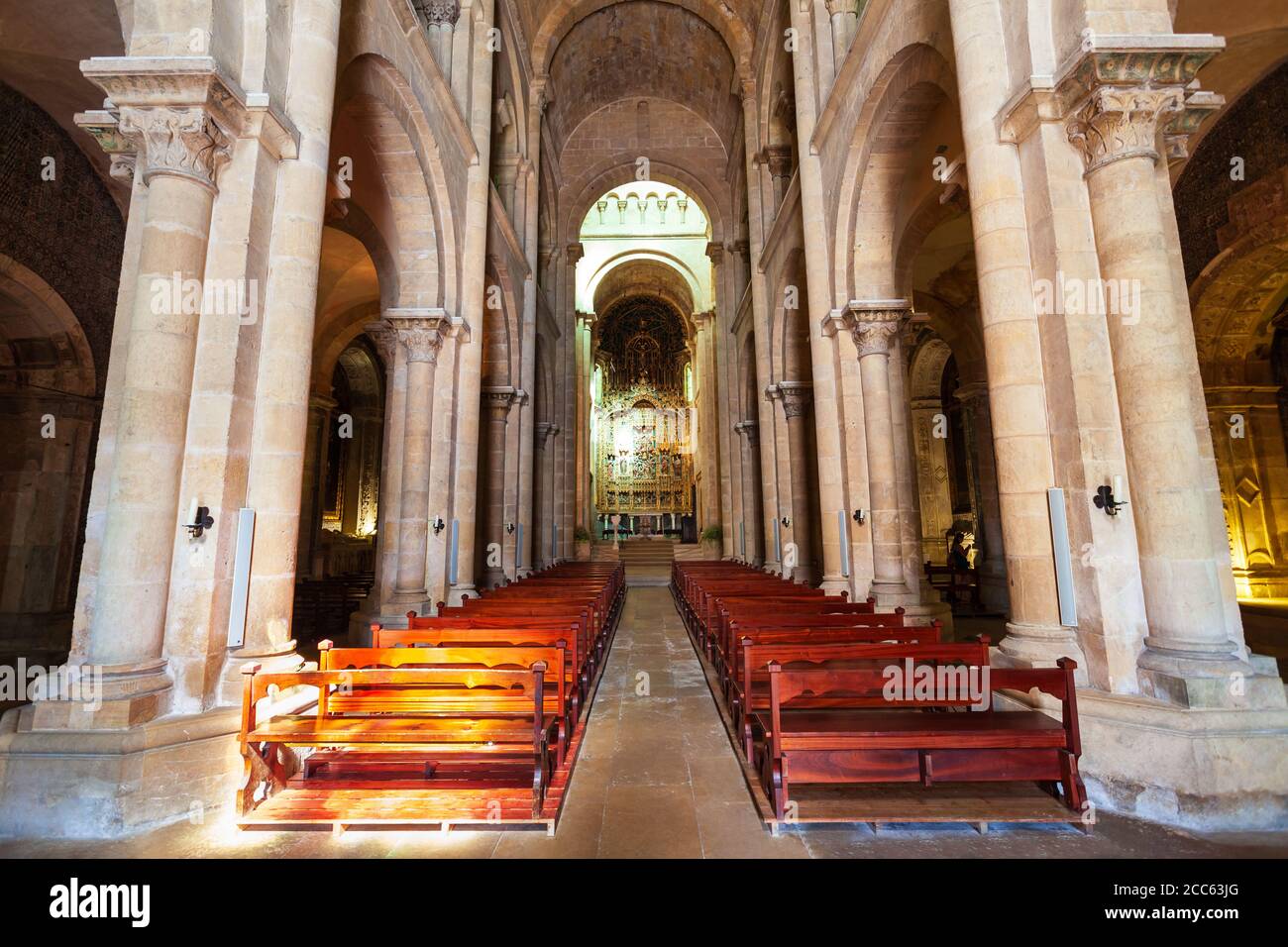 Old cathedral se velha in the old town of coimbra hi-res stock ...