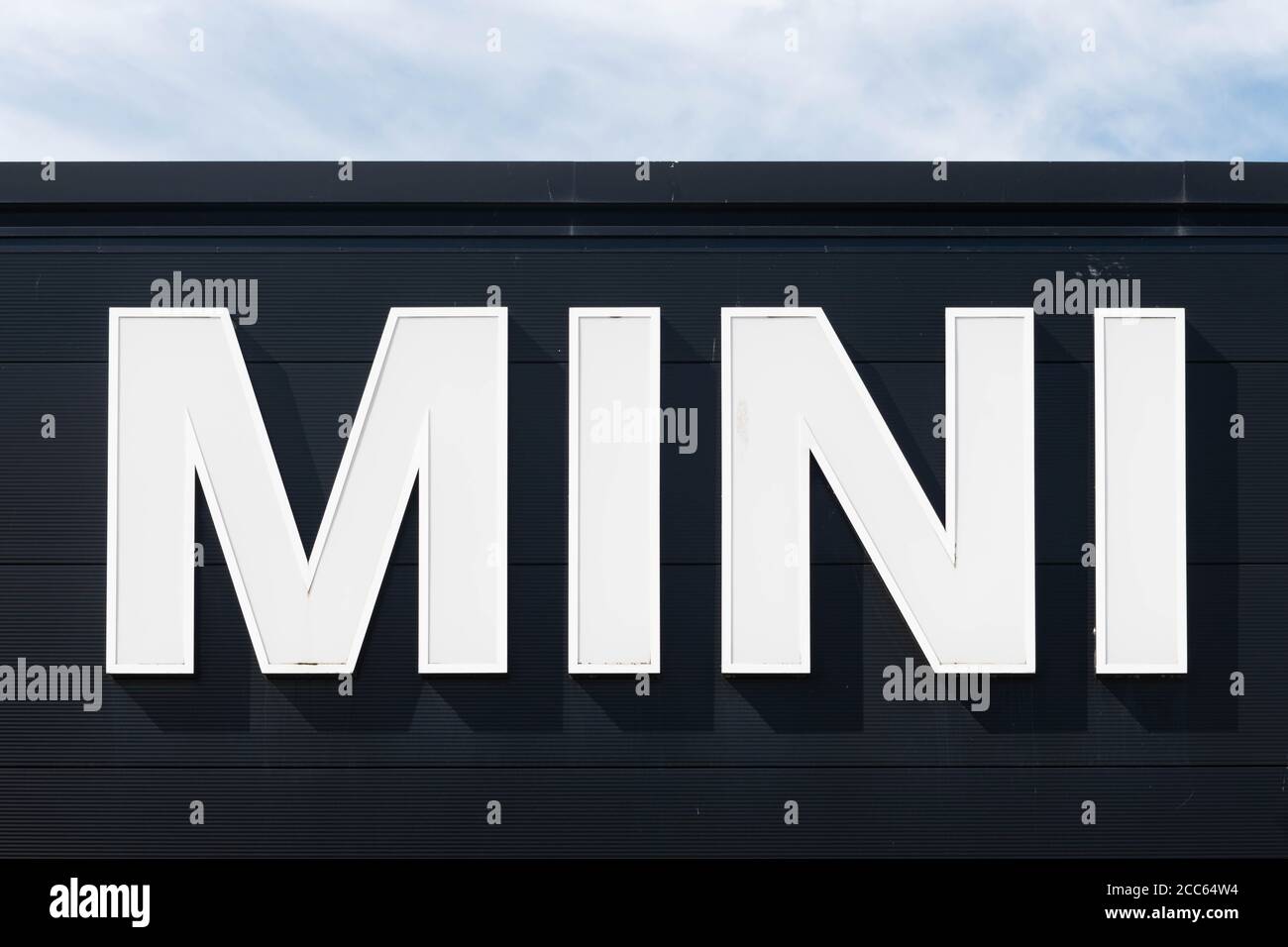 Mini advertising sign on Douglas Park MINI Glasgow building, Glasgow ...