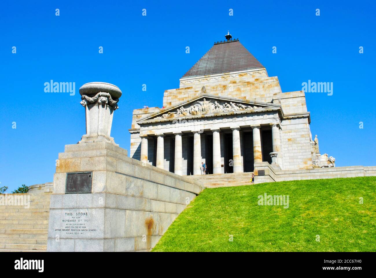 Shrine in melbourne hi-res stock photography and images - Alamy