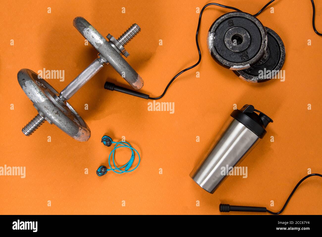 Lifting matt hi-res stock photography and images - Alamy