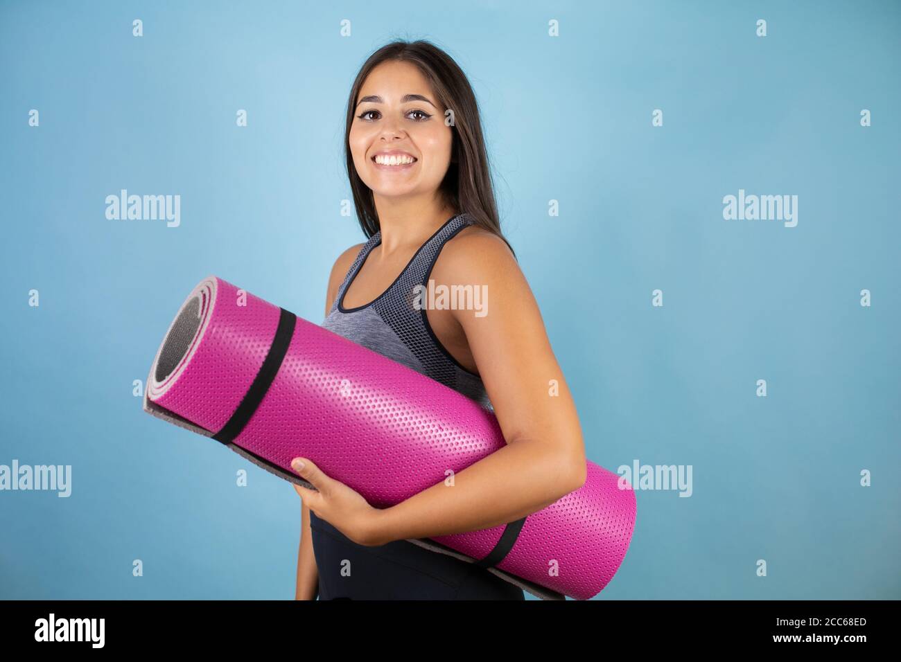 Beautiful young latina fitness model hi-res stock photography and ...