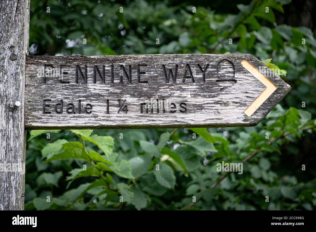 Official start of the pennine way hi-res stock photography and images ...
