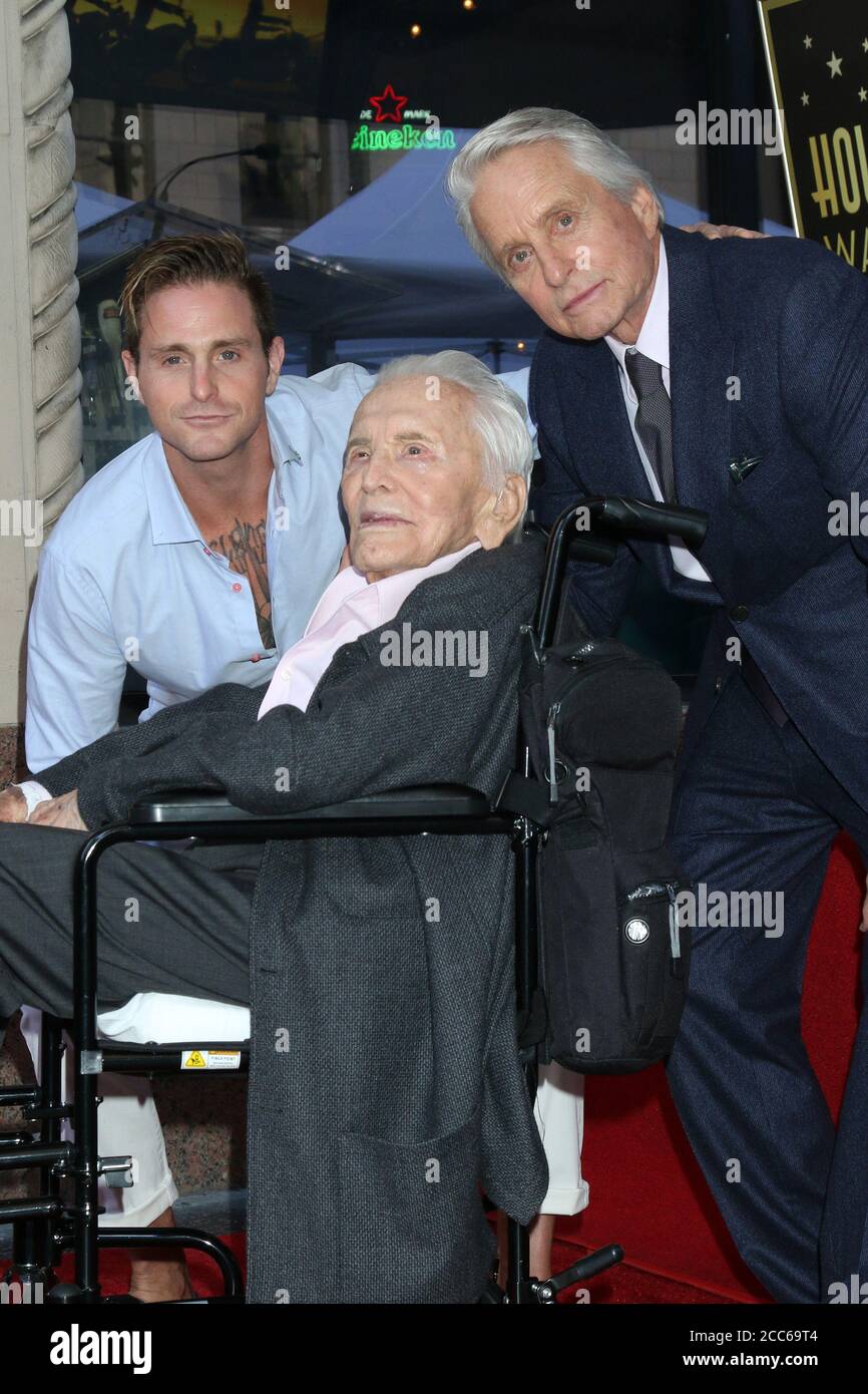 Kirk douglas michael douglas hi-res stock photography and images - Alamy