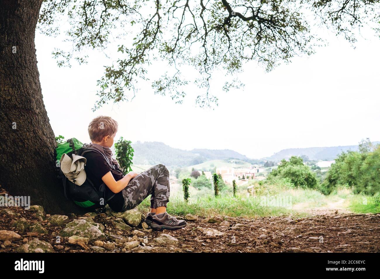 Rest under tree hi-res stock photography and images - Alamy