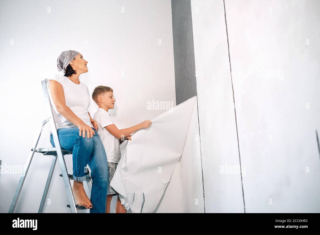 Child wallpapers hi-res stock photography and images - Alamy