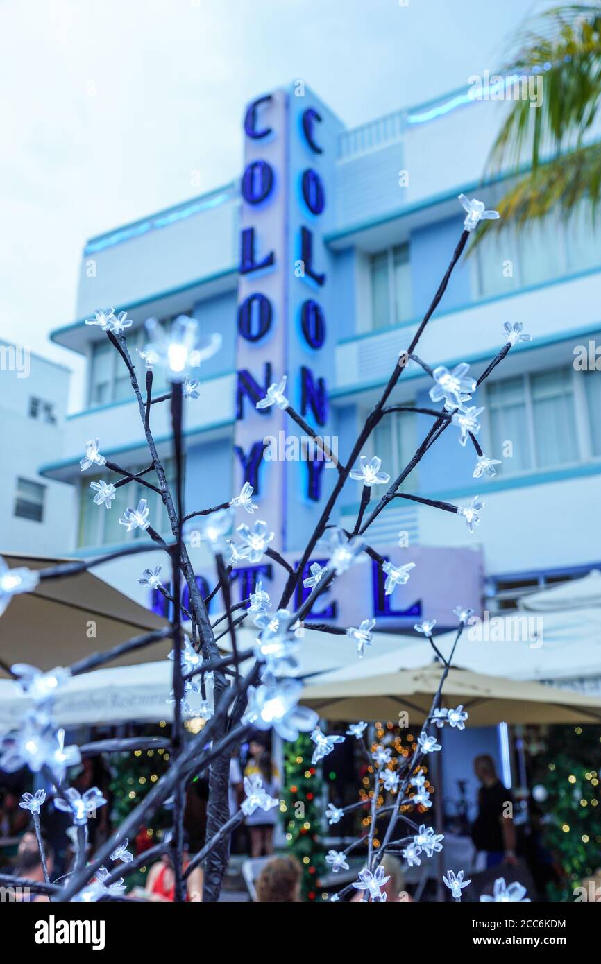South Beach, Florida - December 31, 2014: The Iconic Art Deco Hotel ...