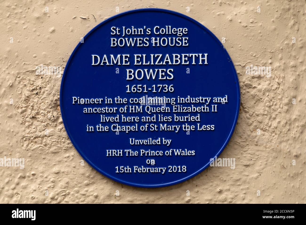 English heritage blue plaque unveiled hi-res stock photography and ...