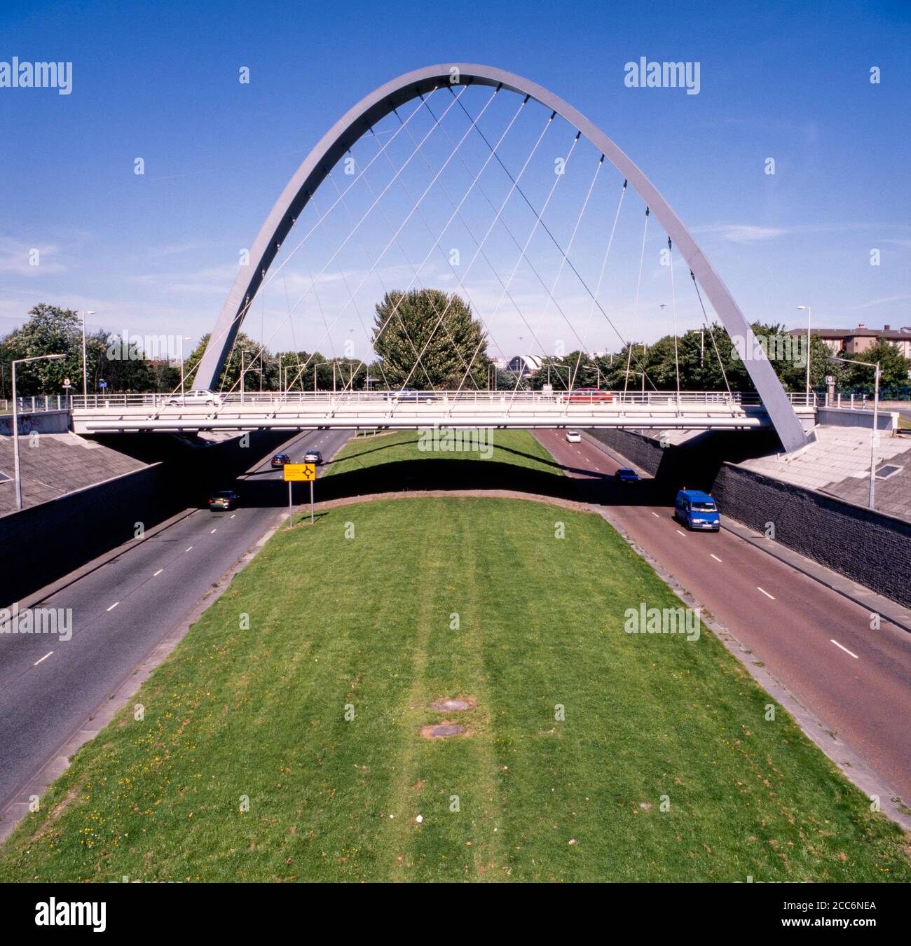 Parabolic arch bridge hi-res stock photography and images - Alamy