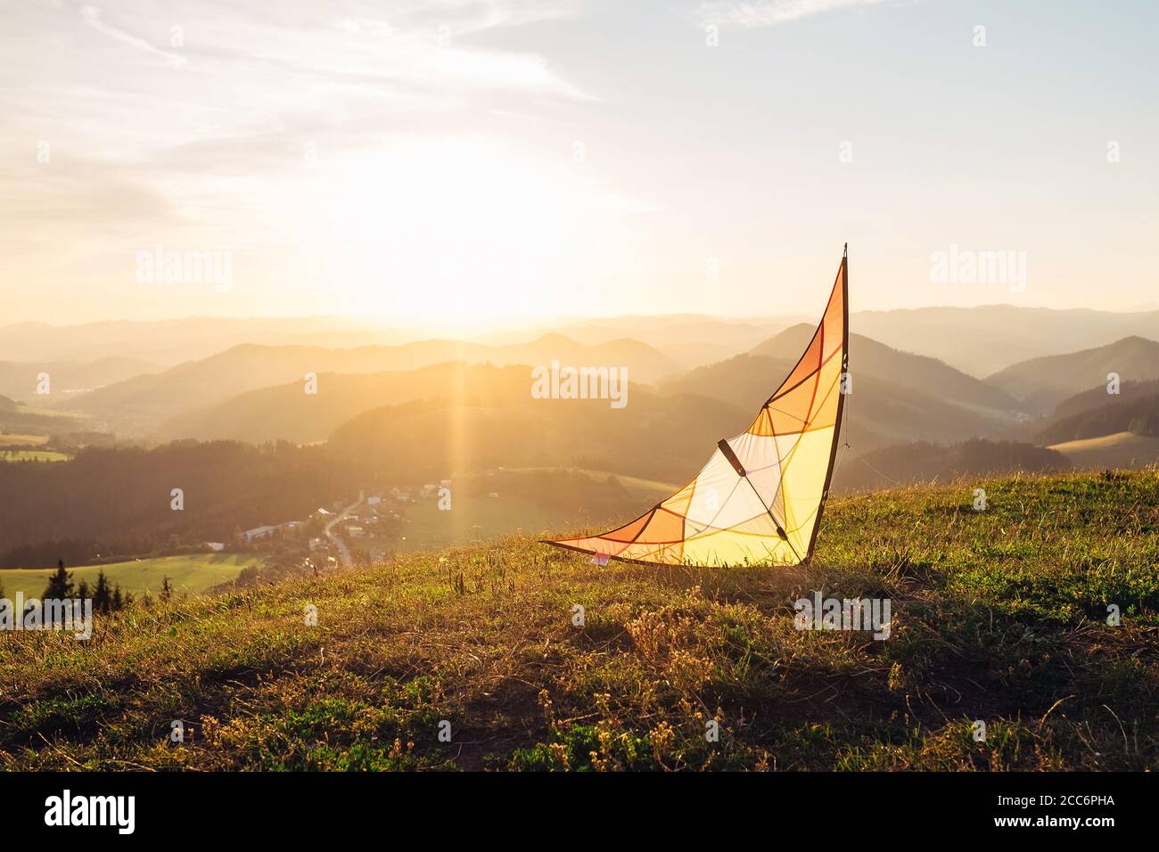 Orange kite hi-res stock photography and images - Alamy