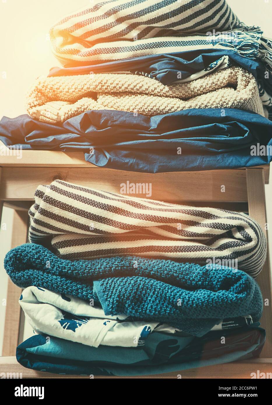 Folded textile sheets hi-res stock photography and images - Alamy