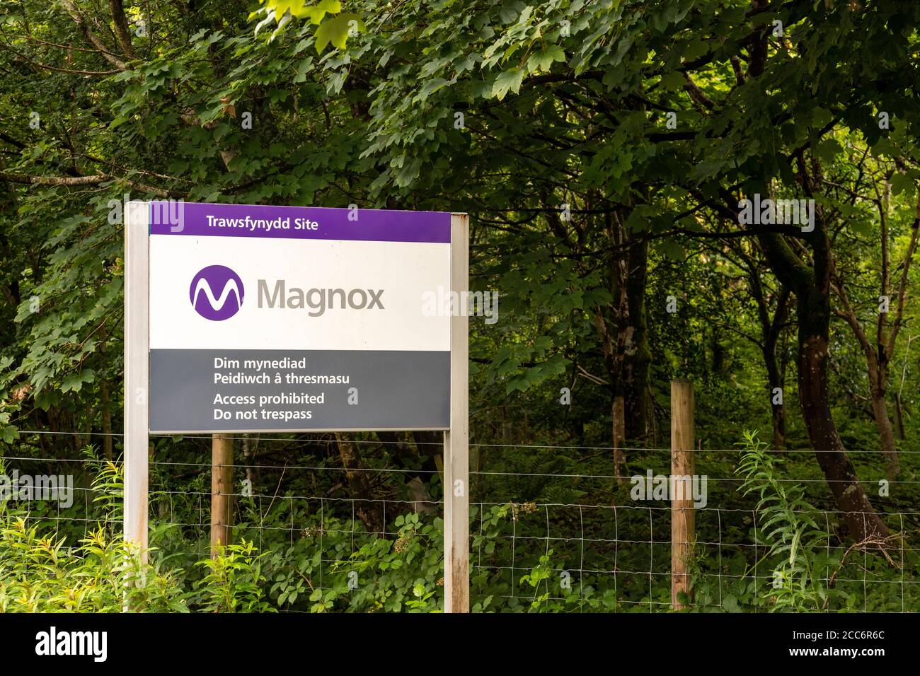Sign for Trawsfynydd Magnox nuclear power station, Wales Stock Photo ...